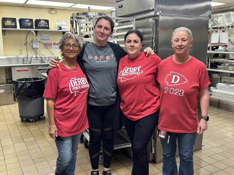 The new hot and cold food menu is firing up DHS – The Raider Press