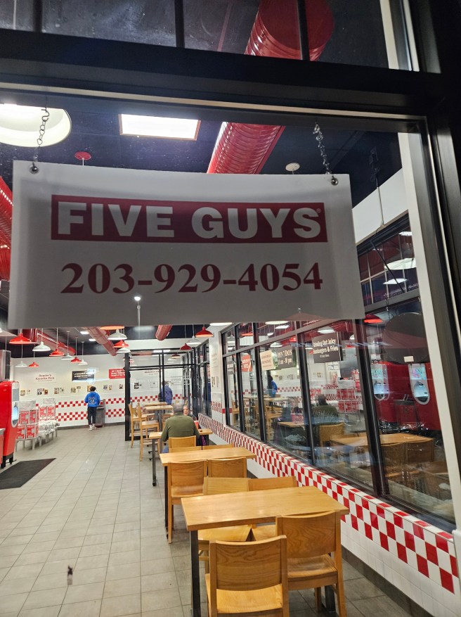 Five Guys offers rich, savory flavors – The Raider Press